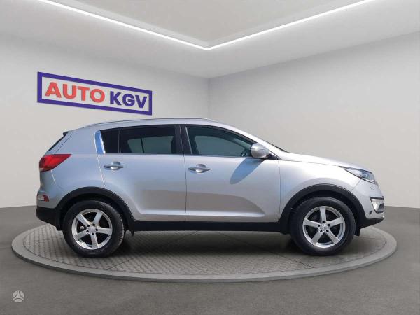 Grey Kia Sportage 2014 in Vilnius, with an engine capacity of 1.60 L and mileage of 267 thousand km for 7799 €, photo 6 on AUTOMOTO.COM.LV