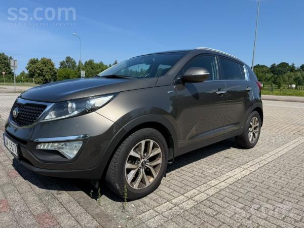 Pelēks Kia Sportage 2014 Ventspils, ar dzinēja tilpumu 2.00 L un nobraukumu 265 tūkst. km par 8000 €, foto 3 vietnē AUTOMOTO.COM.LV
