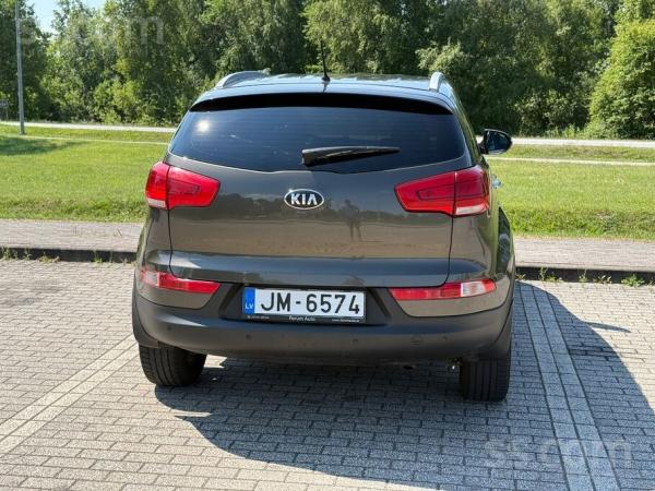 Pelēks Kia Sportage 2014 Ventspils, ar dzinēja tilpumu 2.00 L un nobraukumu 265 tūkst. km par 8000 €, foto 5 vietnē AUTOMOTO.COM.LV