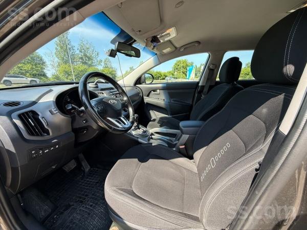 Pelēks Kia Sportage 2014 Ventspils, ar dzinēja tilpumu 2.00 L un nobraukumu 265 tūkst. km par 8000 €, foto 7 vietnē AUTOMOTO.COM.LV