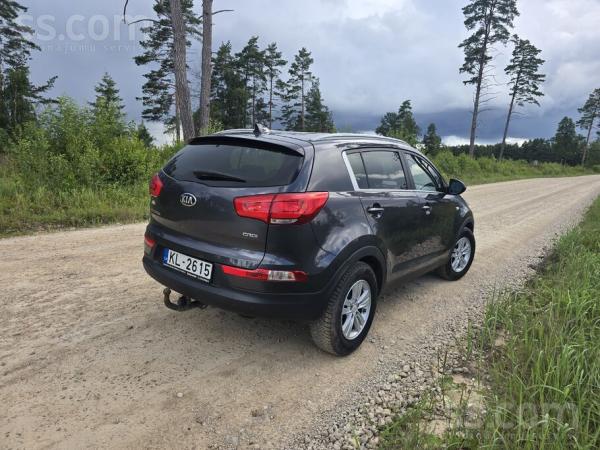 Серый Киа Sportage 2014 в Рига, объемом двигателя 2.00 л и пробегом 300 тыс. км за 7200 €, фото 4 на AUTOMOTO.COM.LV