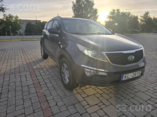 Серый Киа Sportage 2014 в Рига, объемом двигателя 2.00 л и пробегом 301 тыс. км за 6500 €, фото 1 на AUTOMOTO.COM.LV