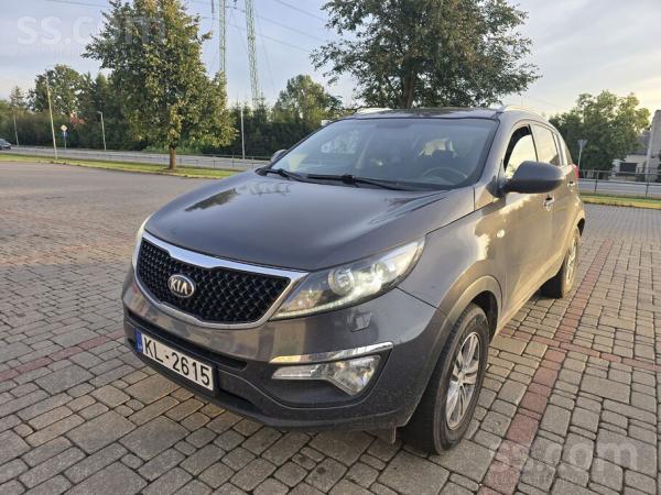 Серый Киа Sportage 2014 в Рига, объемом двигателя 2.00 л и пробегом 301 тыс. км за 6500 €, фото 3 на AUTOMOTO.COM.LV