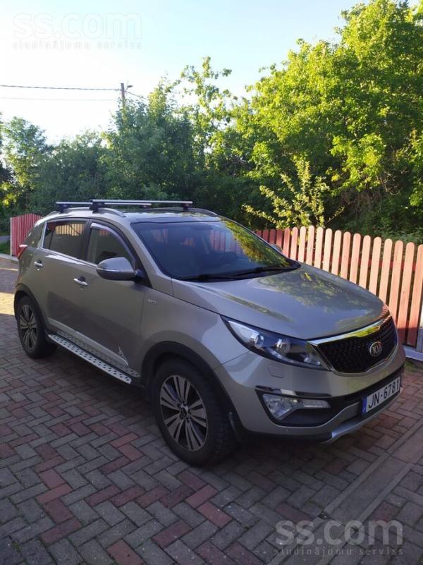 Серый Киа Sportage 2014 в Валмиера, объемом двигателя 2.00 л и пробегом 155 тыс. км за 9000 €, фото 3 на AUTOMOTO.COM.LV