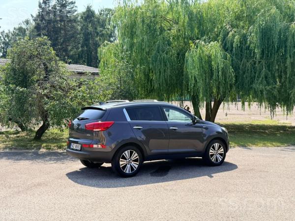Pelēks Kia Sportage 2014 Jelgava, ar dzinēja tilpumu 2.00 L un nobraukumu 308 tūkst. km par 8300 €, foto 1 vietnē AUTOMOTO.COM.LV