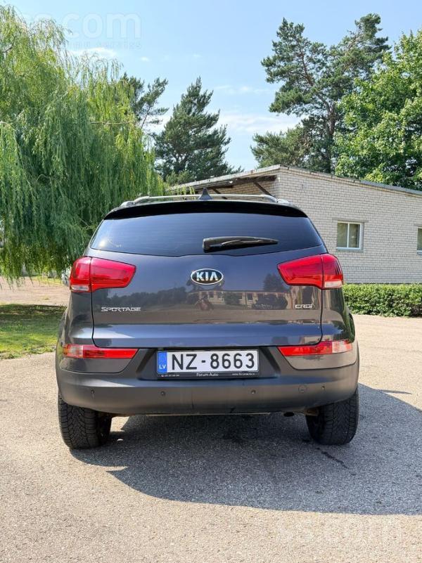 Pelēks Kia Sportage 2014 Jelgava, ar dzinēja tilpumu 2.00 L un nobraukumu 308 tūkst. km par 8300 €, foto 2 vietnē AUTOMOTO.COM.LV