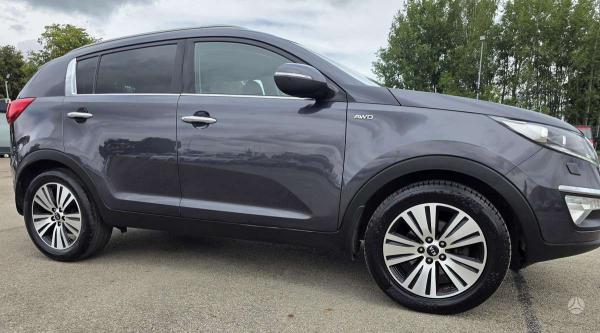Серый Киа Sportage 2014 в Мариямполе, объемом двигателя 2.00 л и пробегом 270 тыс. км за 7700 €, фото 5 на AUTOMOTO.COM.LV
