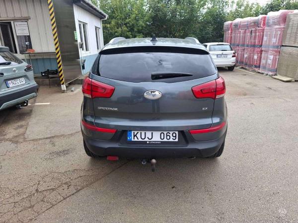Серый Киа Sportage 2014 в Клайпеда, объемом двигателя 2.36 л и пробегом 137 тыс. км за 7200 €, фото 2 на AUTOMOTO.COM.LV