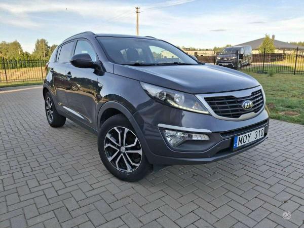 Grey Kia Sportage 2014 in Druskininkai, with an engine capacity of 1.69 L and mileage of 227 thousand km for 5500 €, photo 1 on AUTOMOTO.COM.LV