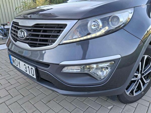 Grey Kia Sportage 2014 in Druskininkai, with an engine capacity of 1.69 L and mileage of 227 thousand km for 5500 €, photo 8 on AUTOMOTO.COM.LV