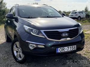 Pelēks Kia Sportage 2014 Rīga, ar dzinēja tilpumu 1.70 L un nobraukumu 205 tūkst. km par 7995 €, foto  vietnē AUTOMOTO.COM.LV