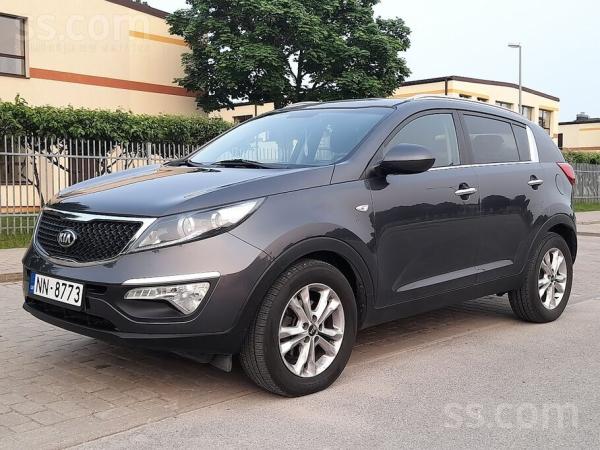 Серый Киа Sportage 2015 в Рига, объемом двигателя 1.70 л и пробегом 124 тыс. км за 8990 €, фото 2 на AUTOMOTO.COM.LV