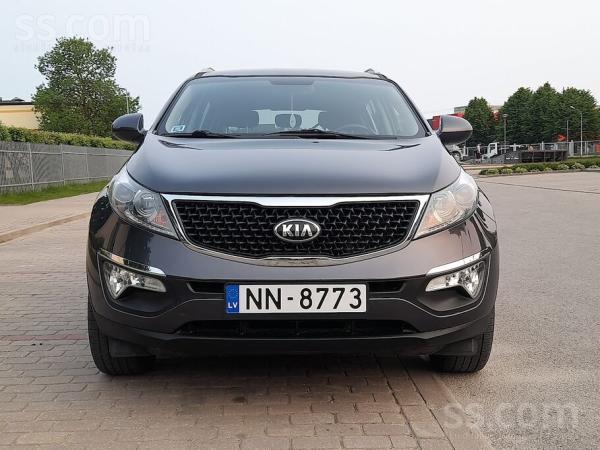 Серый Киа Sportage 2015 в Рига, объемом двигателя 1.70 л и пробегом 124 тыс. км за 8990 €, фото 3 на AUTOMOTO.COM.LV
