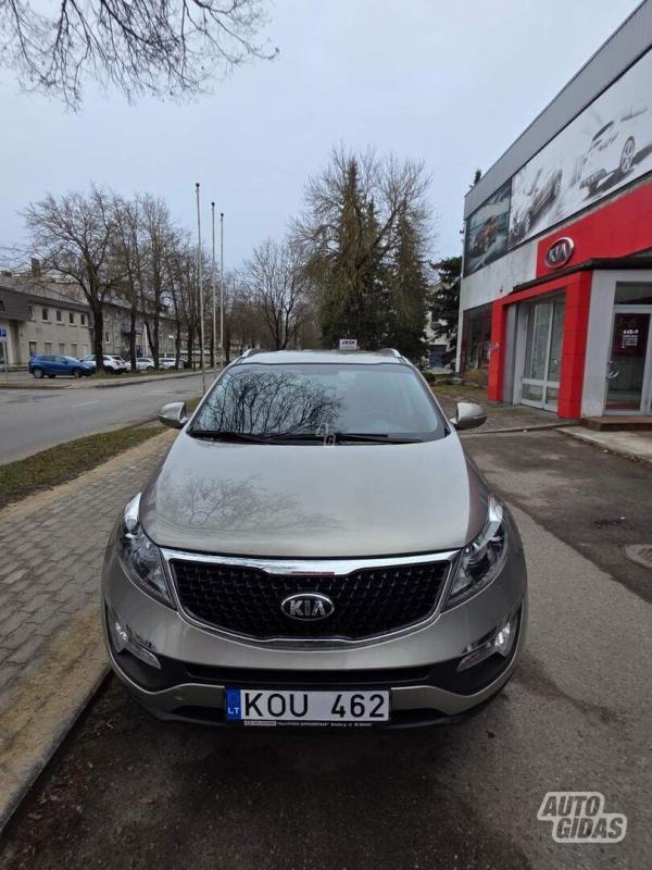 Grey Kia Sportage 2015 in Vilnius, with an engine capacity of 2.00 L and mileage of 116 thousand km for 8000 €, photo 2 on AUTOMOTO.COM.LV