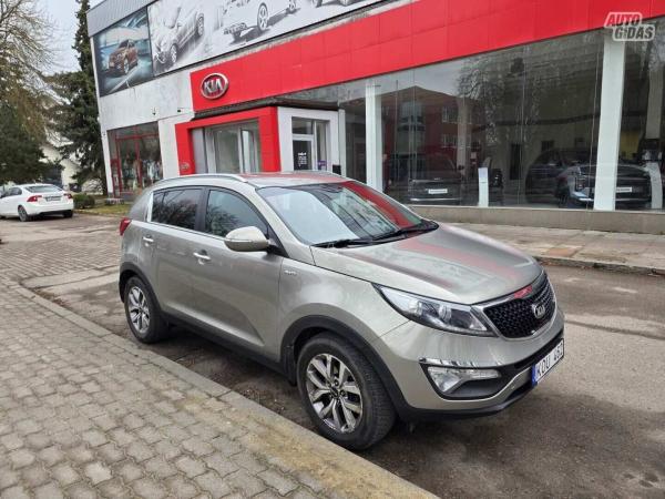 Grey Kia Sportage 2015 in Vilnius, with an engine capacity of 2.00 L and mileage of 116 thousand km for 8000 €, photo 5 on AUTOMOTO.COM.LV