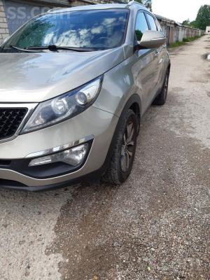 Pelēks Kia Sportage 2015 Rīga, ar dzinēja tilpumu 1.60 L un nobraukumu 330 tūkst. km par 5500 €, foto  vietnē AUTOMOTO.COM.LV