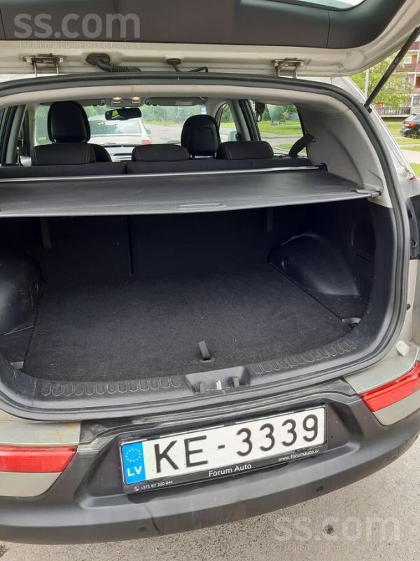 Серый Киа Sportage 2015 в Рига, объемом двигателя 1.60 л и пробегом 330 тыс. км за 5500 €, фото 7 на AUTOMOTO.COM.LV
