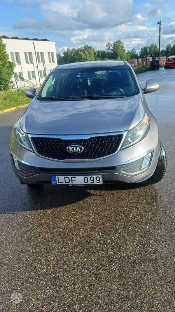Grey Kia Sportage 2015 in Trakai, with an engine capacity of 2.36 L and mileage of 99 thousand km for 7500 €, photo 8 on AUTOMOTO.COM.LV
