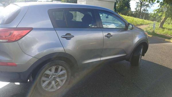 Grey Kia Sportage 2015 in Trakai, with an engine capacity of 2.36 L and mileage of 99 thousand km for 7500 €, photo 9 on AUTOMOTO.COM.LV