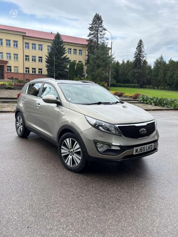 Pelēks Kia Sportage 2015 Marijampole, ar dzinēja tilpumu 2.00 L un nobraukumu 175 tūkst. km par 4000 €, foto 1 vietnē AUTOMOTO.COM.LV