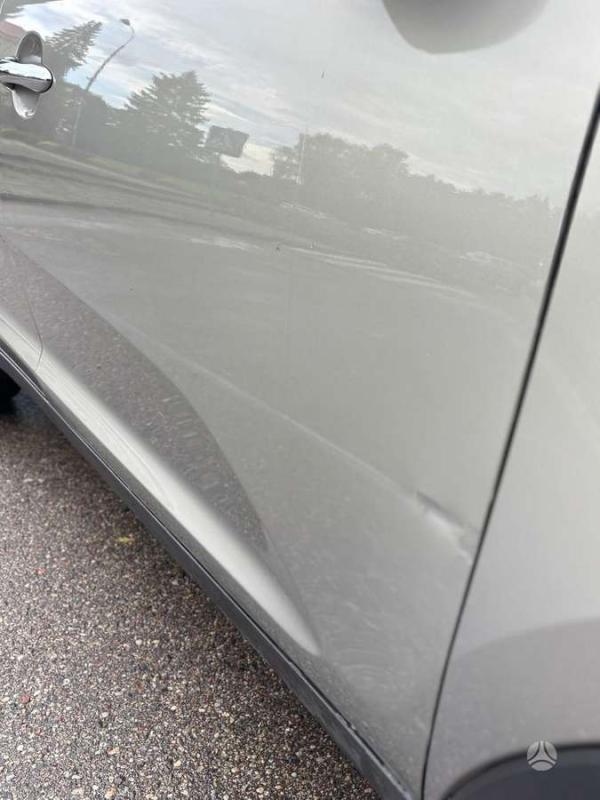 Pelēks Kia Sportage 2015 Marijampole, ar dzinēja tilpumu 2.00 L un nobraukumu 175 tūkst. km par 4000 €, foto 10 vietnē AUTOMOTO.COM.LV