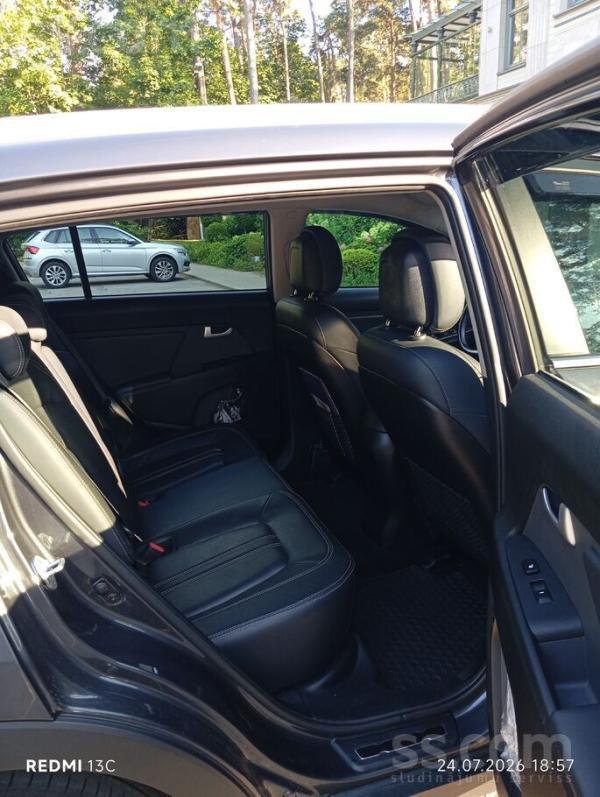 Pelēks Kia Sportage 2015 Jūrmala, ar dzinēja tilpumu 1.70 L un nobraukumu 203 tūkst. km par 8500 €, foto 5 vietnē AUTOMOTO.COM.LV