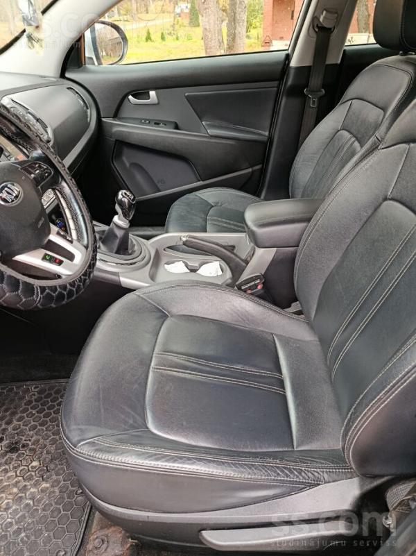 Киа Sportage 2015 в Прейли на AUTOMOTO.COM.LV Серый Киа Sportage 2015 в Прейли, объемом двигателя 1.70 л и пробегом 381 тыс. км за 6500 €, фото 8 на AUTOMOTO.COM.LV