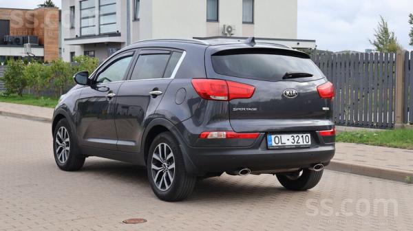 Grey Kia Sportage 2015 in Riga, with an engine capacity of 1.70 L and mileage of 0 thousand km for 5990 €, photo 5 on AUTOMOTO.COM.LV