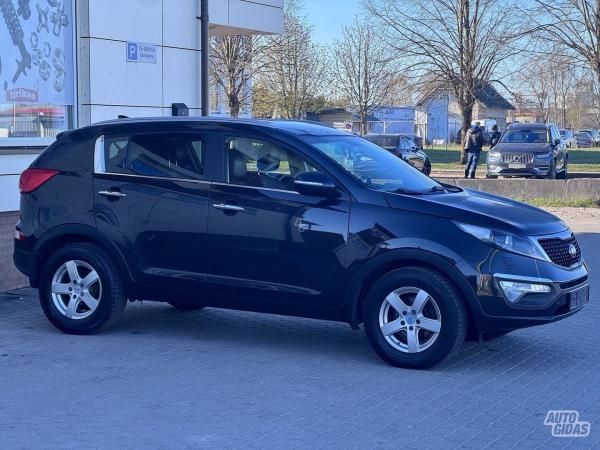 Grey Kia Sportage 2016 in Kretinga, with an engine capacity of 1.60 L and mileage of 241 thousand km for 7250 €, photo 4 on AUTOMOTO.COM.LV
