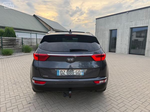 Pelēks Kia Sportage 2016 Kauņa, ar dzinēja tilpumu 1.70 L un nobraukumu 235 tūkst. km par 11900 €, foto 8 vietnē AUTOMOTO.COM.LV
