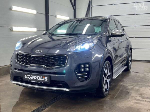Grey Kia Sportage 2016 in Aukstieji Rusokai, with an engine capacity of 2.00 L and mileage of 192 thousand km for 12400 €, photo 3 on AUTOMOTO.COM.LV