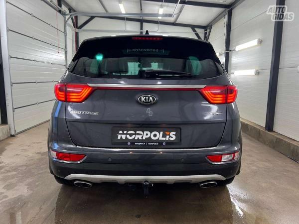 Grey Kia Sportage 2016 in Aukstieji Rusokai, with an engine capacity of 2.00 L and mileage of 192 thousand km for 12400 €, photo 6 on AUTOMOTO.COM.LV