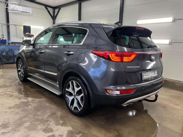 Grey Kia Sportage 2016 in Aukstieji Rusokai, with an engine capacity of 2.00 L and mileage of 192 thousand km for 12400 €, photo 9 on AUTOMOTO.COM.LV