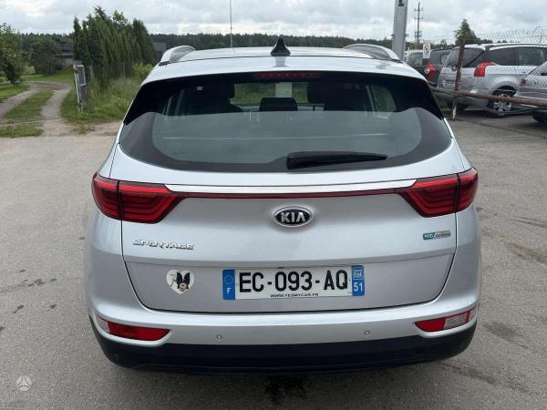 Серый Киа Sportage 2016 в Таураге, объемом двигателя 1.69 л и пробегом 257 тыс. км за 8500 €, фото 8 на AUTOMOTO.COM.LV