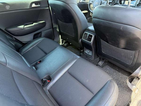 Pelēks Kia Sportage 2016 Šauļi, ar dzinēja tilpumu 1.69 L un nobraukumu 187 tūkst. km par 8700 €, foto 11 vietnē AUTOMOTO.COM.LV