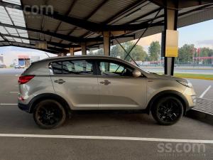 Grey Kia Sportage 2016 in Riga, with an engine capacity of 2.00 L and mileage of 94 thousand km for 11200 €, photo  on AUTOMOTO.COM.LV