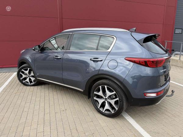 Grey Kia Sportage 2016 in Kaunas, with an engine capacity of 2.00 L and mileage of 270 thousand km for 12250 €, photo 5 on AUTOMOTO.COM.LV