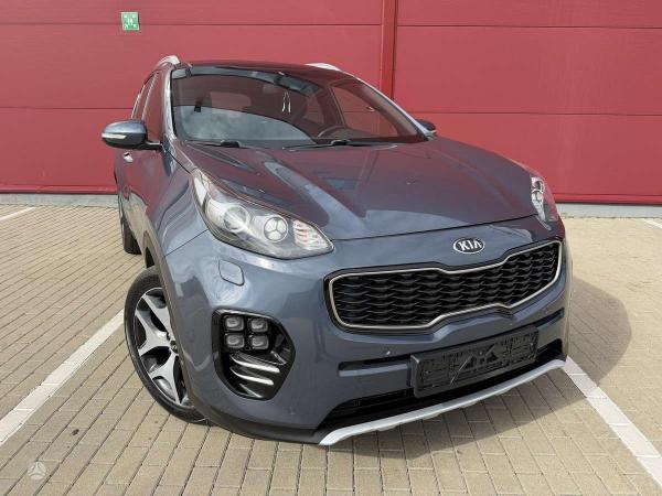 Grey Kia Sportage 2016 in Kaunas, with an engine capacity of 2.00 L and mileage of 270 thousand km for 12250 €, photo 9 on AUTOMOTO.COM.LV