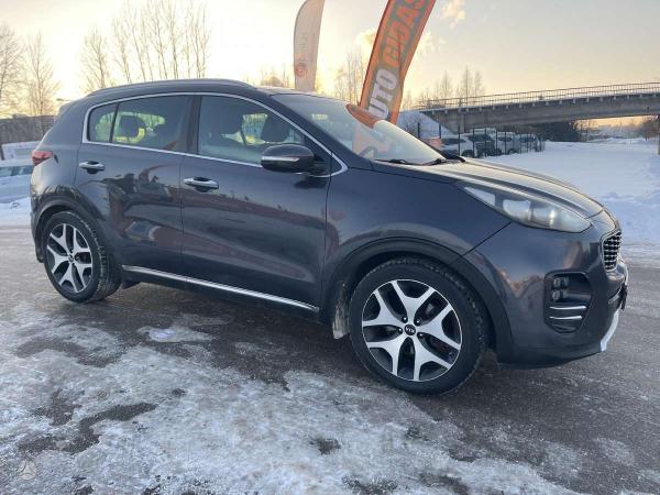 Grey Kia Sportage 2017 in Kaunas, with an engine capacity of 1.69 L and mileage of 255 thousand km for 9650 €, photo 7 on AUTOMOTO.COM.LV