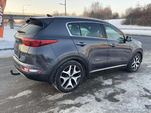 Grey Kia Sportage 2017 in Kaunas, with an engine capacity of 1.69 L and mileage of 255 thousand km for 9650 €, photo 10 on AUTOMOTO.COM.LV