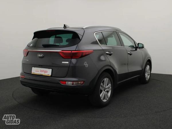Grey Kia Sportage 2017 in Vilnius, with an engine capacity of 1.70 L and mileage of 128 thousand km for 16199 €, photo 8 on AUTOMOTO.COM.LV