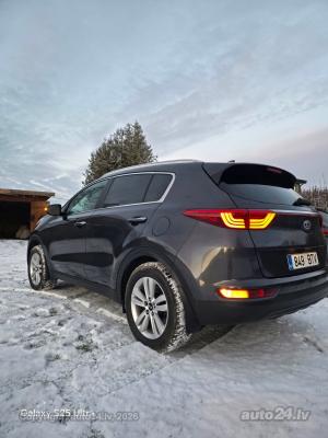Grey Kia Sportage 2017 in Elva, with an engine capacity of 1.70 L and mileage of 255 thousand km for 9450 €, photo 1 on AUTOMOTO.COM.LV
