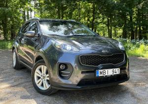 Grey Kia Sportage 2017 in Utena, with an engine capacity of 1.69 L and mileage of 200 thousand km for 7950 €, photo  on AUTOMOTO.COM.LV