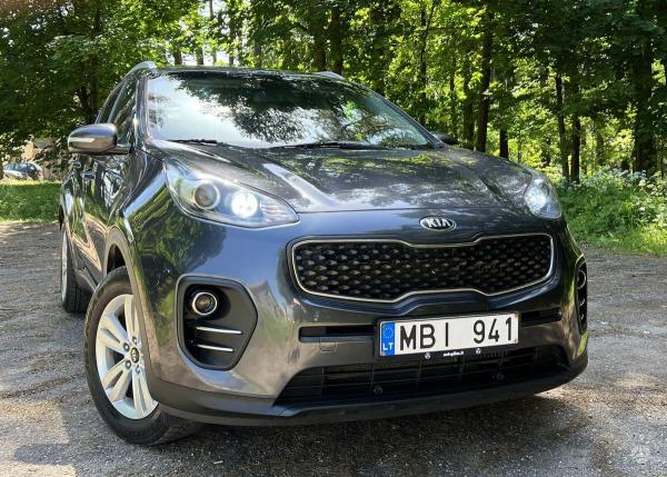 Pelēks Kia Sportage 2017 Utena, ar dzinēja tilpumu 1.69 L un nobraukumu 200 tūkst. km par 7950 €, foto 2 vietnē AUTOMOTO.COM.LV
