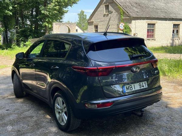 Pelēks Kia Sportage 2017 Utena, ar dzinēja tilpumu 1.69 L un nobraukumu 200 tūkst. km par 7950 €, foto 9 vietnē AUTOMOTO.COM.LV