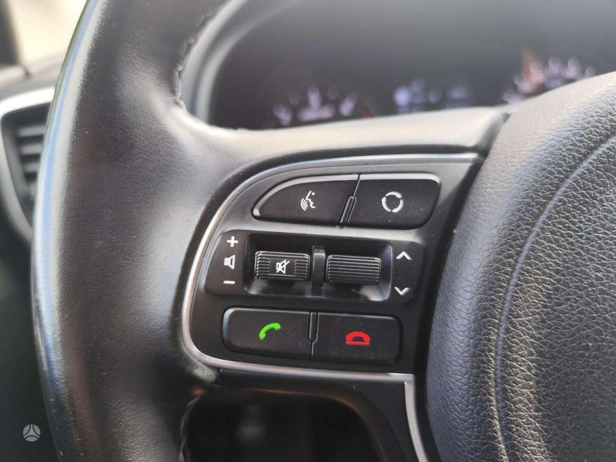 Pelēks Kia Sportage 2017 Kauņa, ar dzinēja tilpumu 1.69 L un nobraukumu 190 tūkst. km par 10495 €, foto 25 vietnē AUTOMOTO.COM.LV