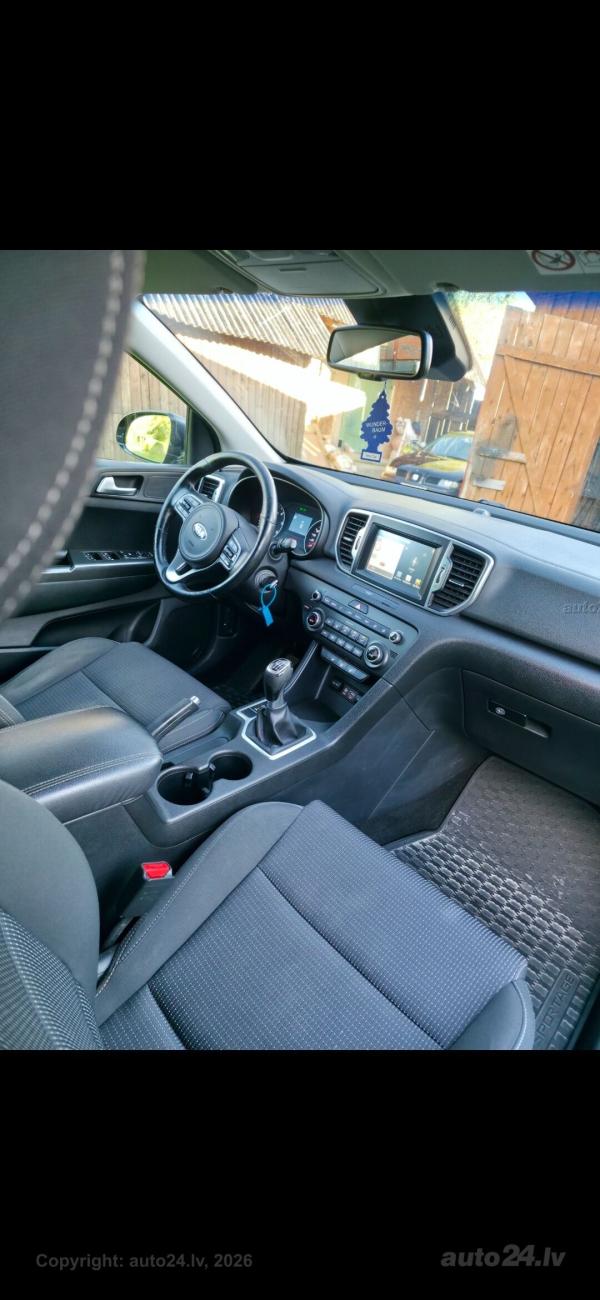 Pelēks Kia Sportage 2017 Elva, ar dzinēja tilpumu 1.70 L un nobraukumu 256 tūkst. km par 9999 €, foto 9 vietnē AUTOMOTO.COM.LV