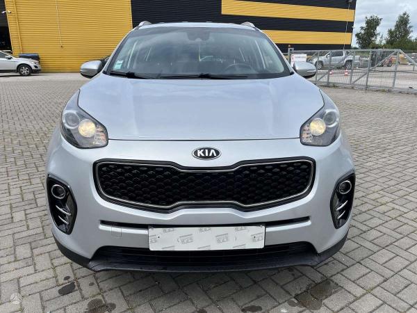 Grey Kia Sportage 2017 in Taurage, with an engine capacity of 1.69 L and mileage of 155 thousand km for 9950 €, photo 5 on AUTOMOTO.COM.LV