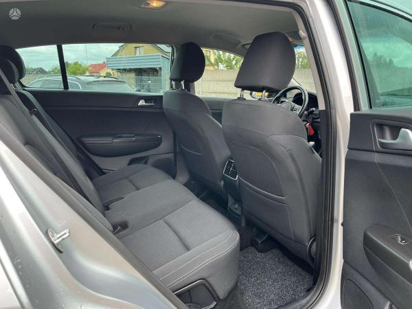 Grey Kia Sportage 2017 in Taurage, with an engine capacity of 1.69 L and mileage of 155 thousand km for 9950 €, photo 9 on AUTOMOTO.COM.LV