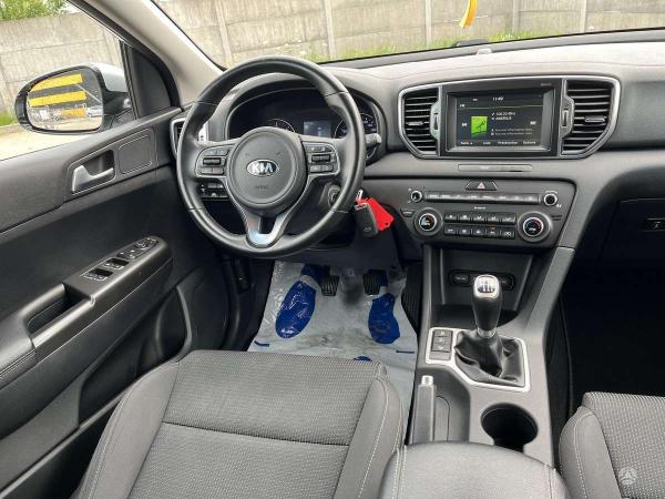 Grey Kia Sportage 2017 in Taurage, with an engine capacity of 1.69 L and mileage of 155 thousand km for 9950 €, photo 10 on AUTOMOTO.COM.LV